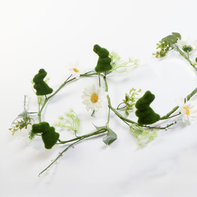 Hoppy Easter 1.5 Easter Garland - Rabbit | Home Bargains