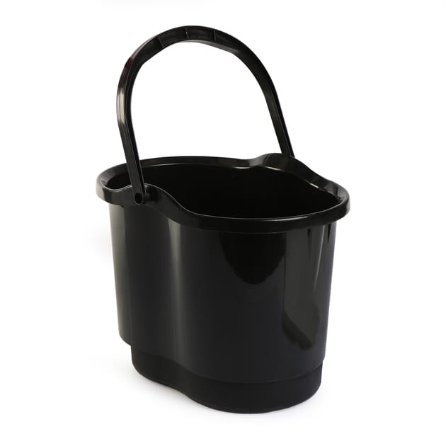 black mop bucket