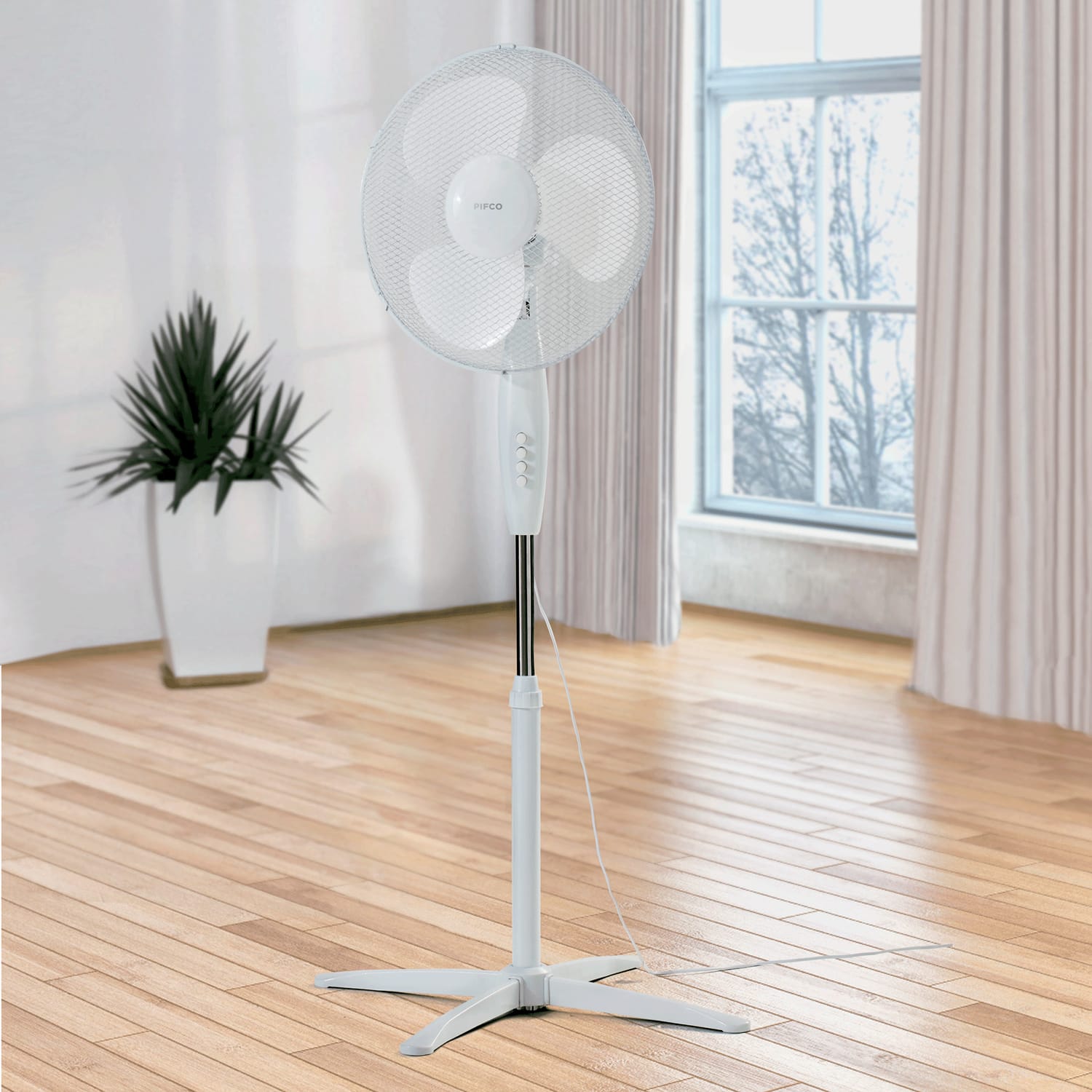 Pifco 16" Stand Fan - White | Home Bargains