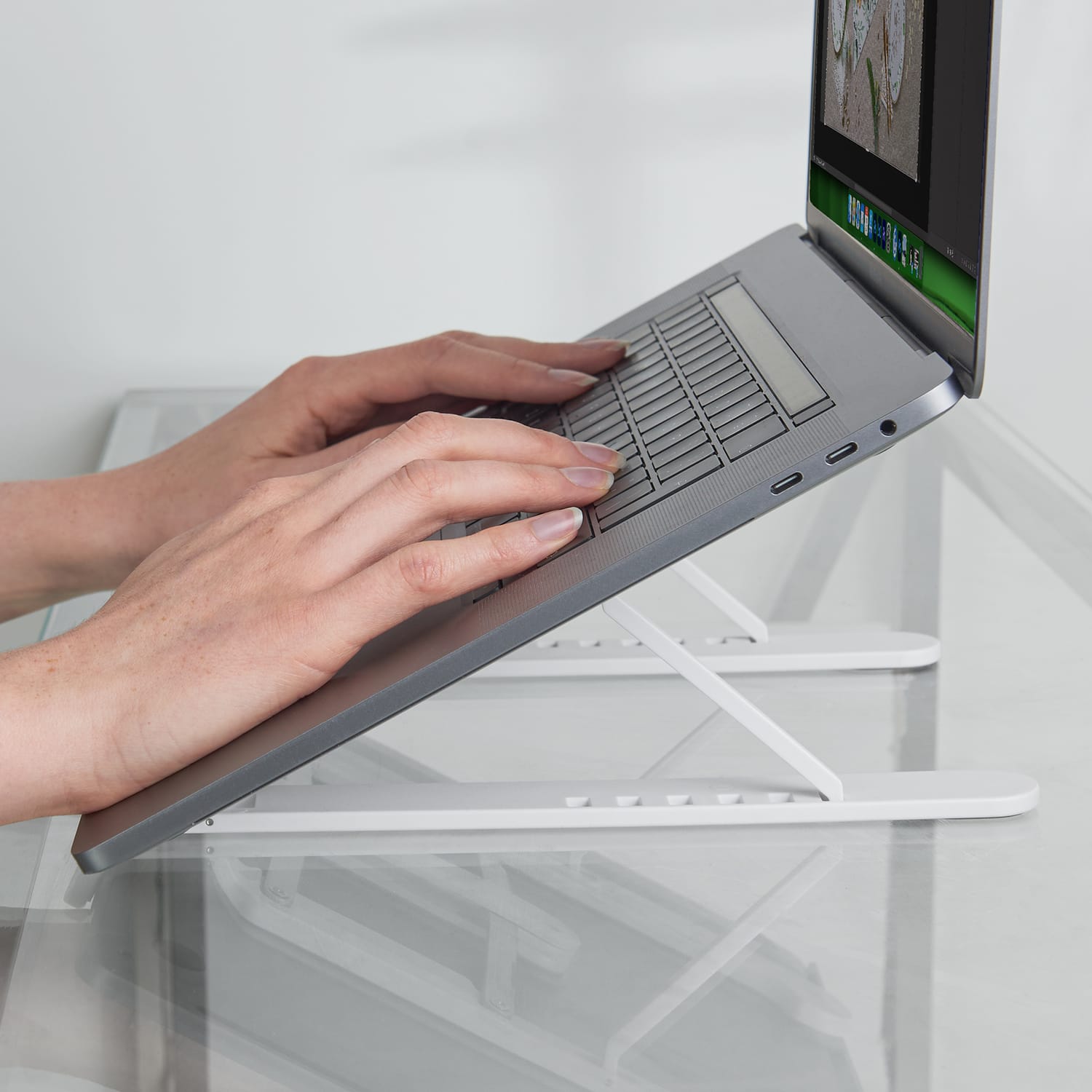 Pifco Laptop & Tablet Stand | Home Bargains