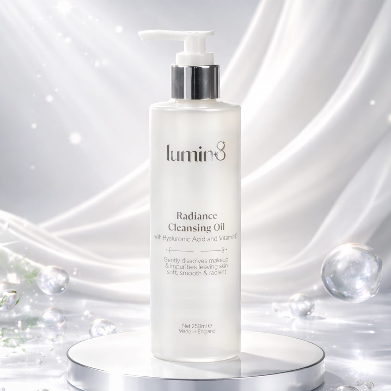 Lumin8 Radiance Cleansing Oil 250ml | Home Bargains