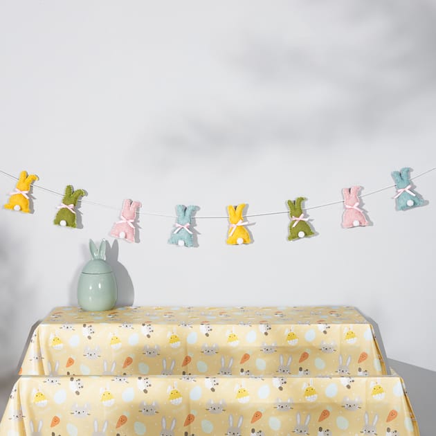 Hoppy Easter Novelty Felt Bunny Bunting | Home Bargains