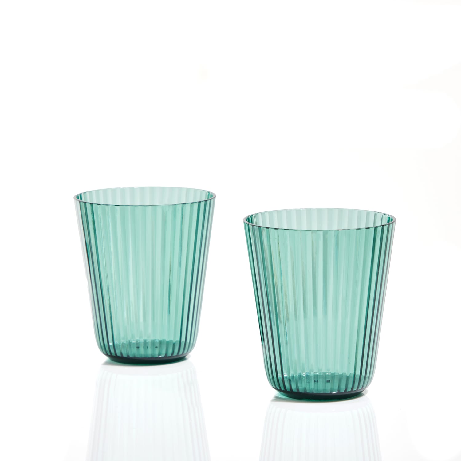 The Outdoor Living Collection Plastic Picnicware - Green | Home Bargains