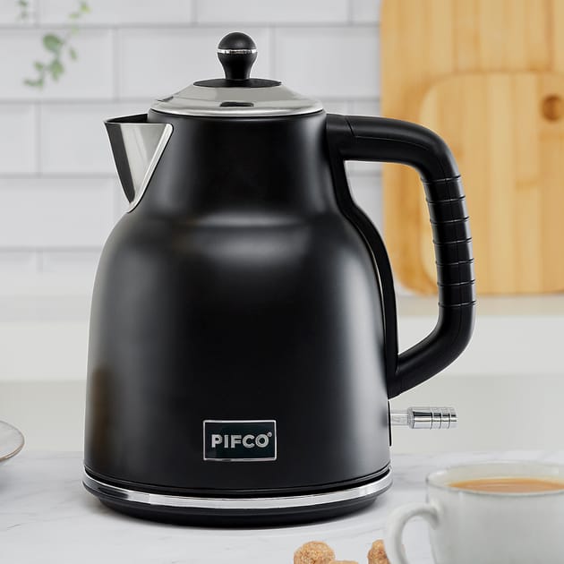 Pifco Classic Kettle 1.7l | Home Bargains