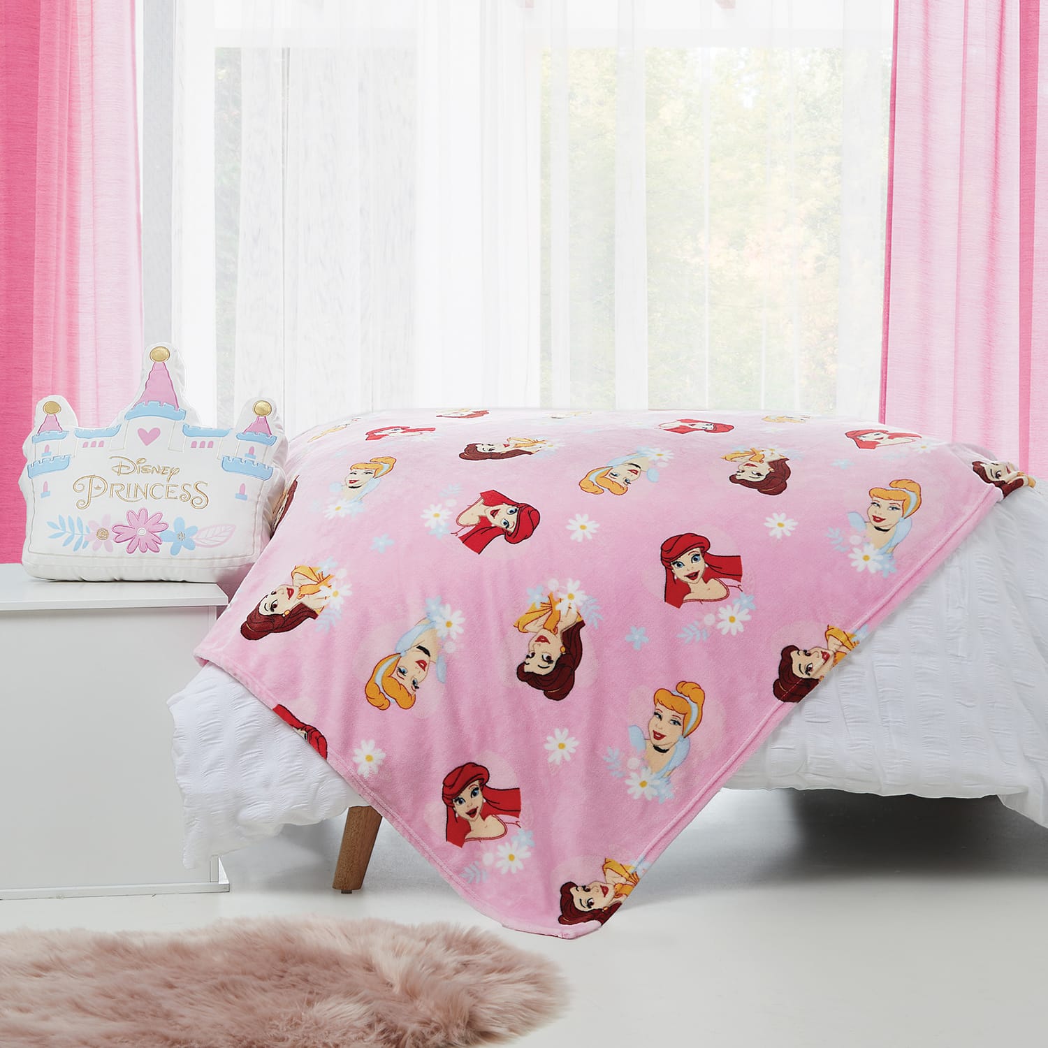 Disney Princess Fleece Throw | Home Bargains