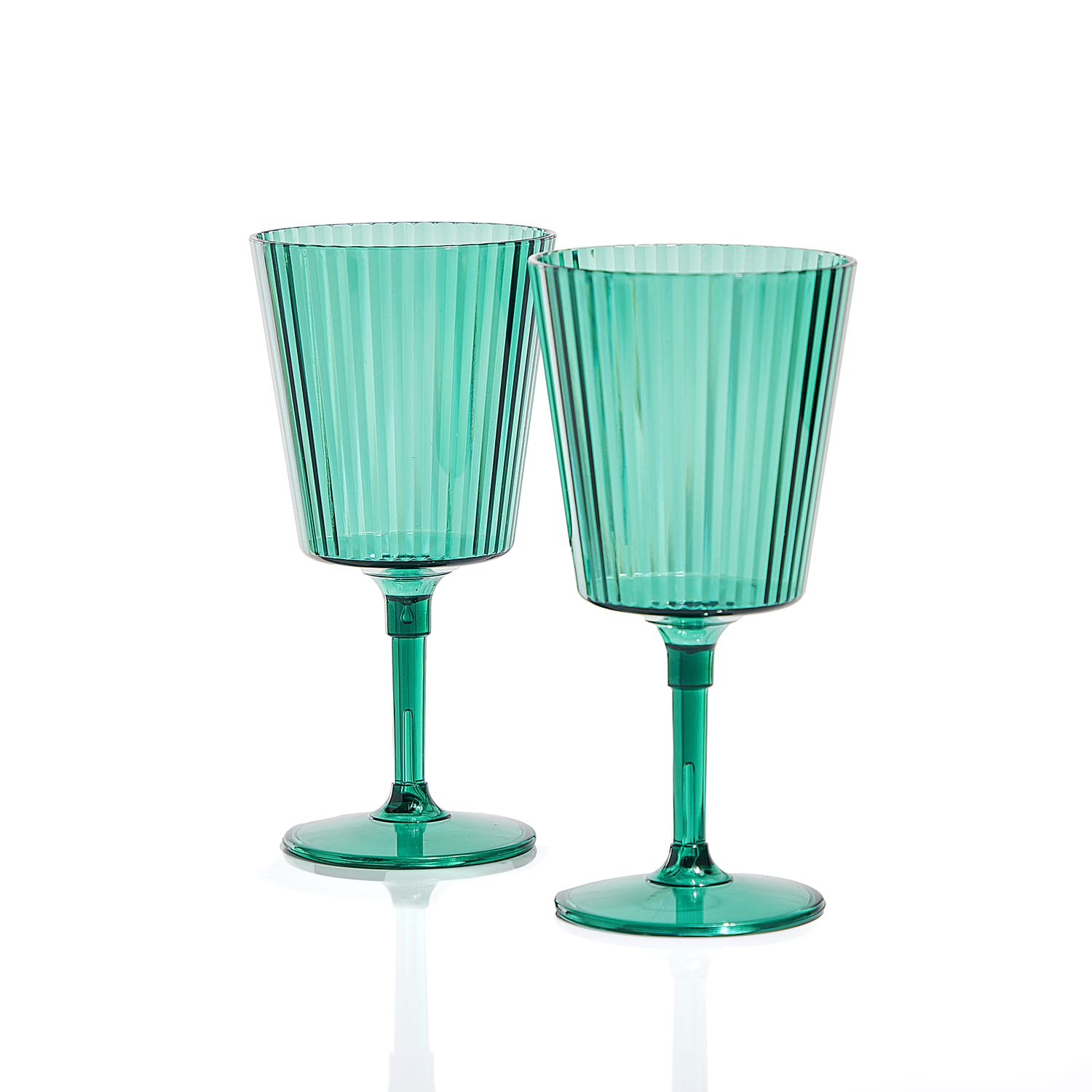 The Outdoor Living Collection Plastic Picnicware - Green | Home Bargains