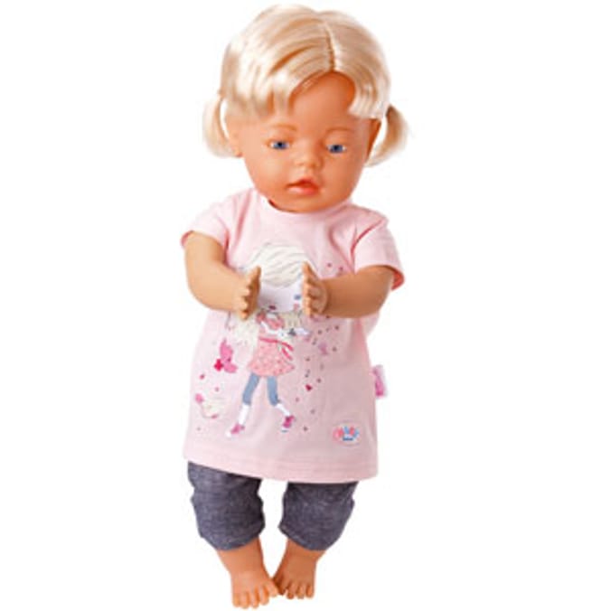 Baby Clapping Wondering When Your Baby Will Start Clapping? Here’s A